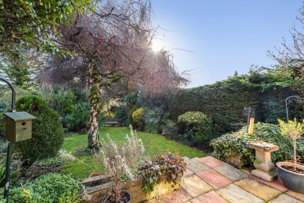 Embry Way, Stanmore, Greater London, 3 bedroom, Bungalow